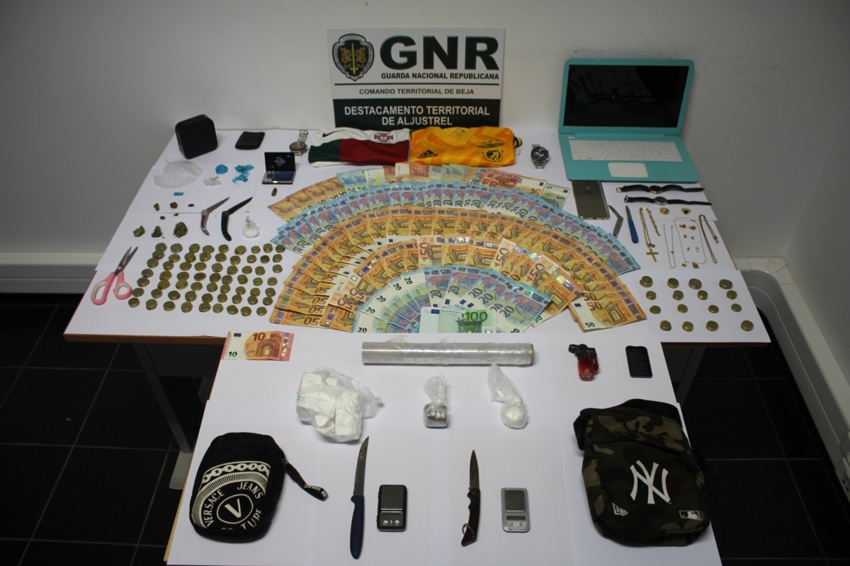 Gnr Deteve Dois Homens Em Ferreira Do Alentejo Por Tráfico De Droga E