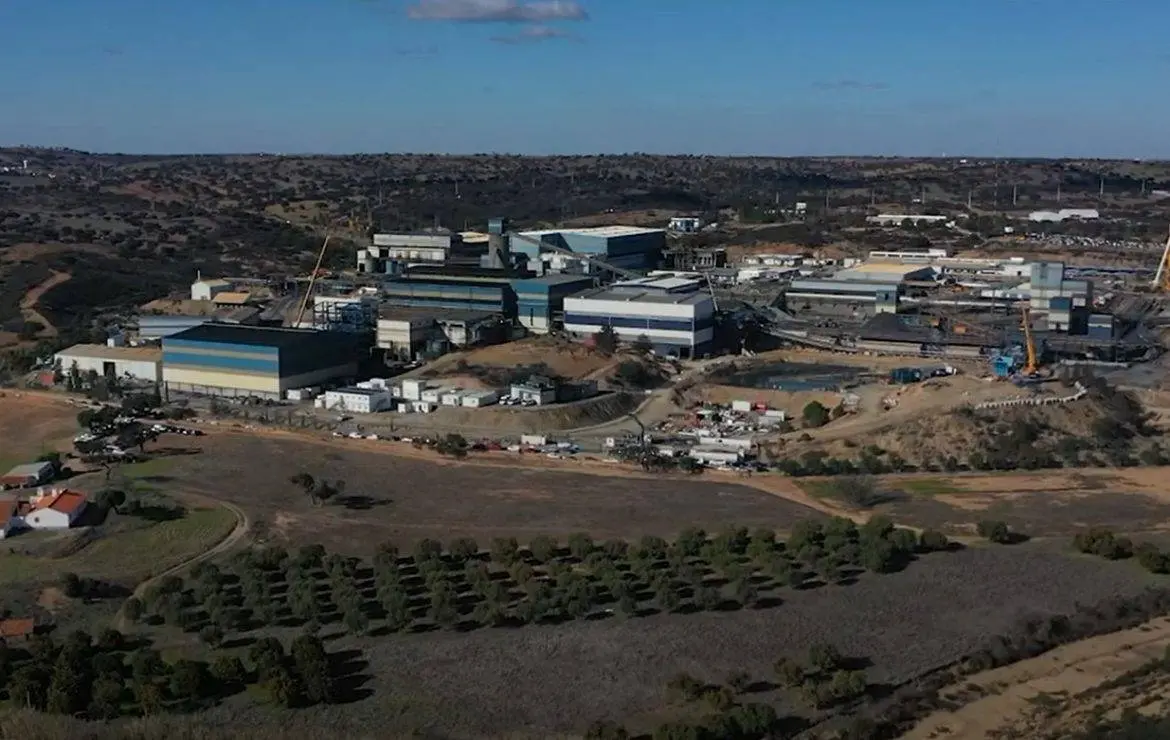 Mina de Neves Corvo com aumento de produção em 2023 - Rádio Vidigueira